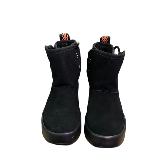 UGG | Shoes | Brand New Ugg Wclassic Boom Ankle Boot | Poshmark